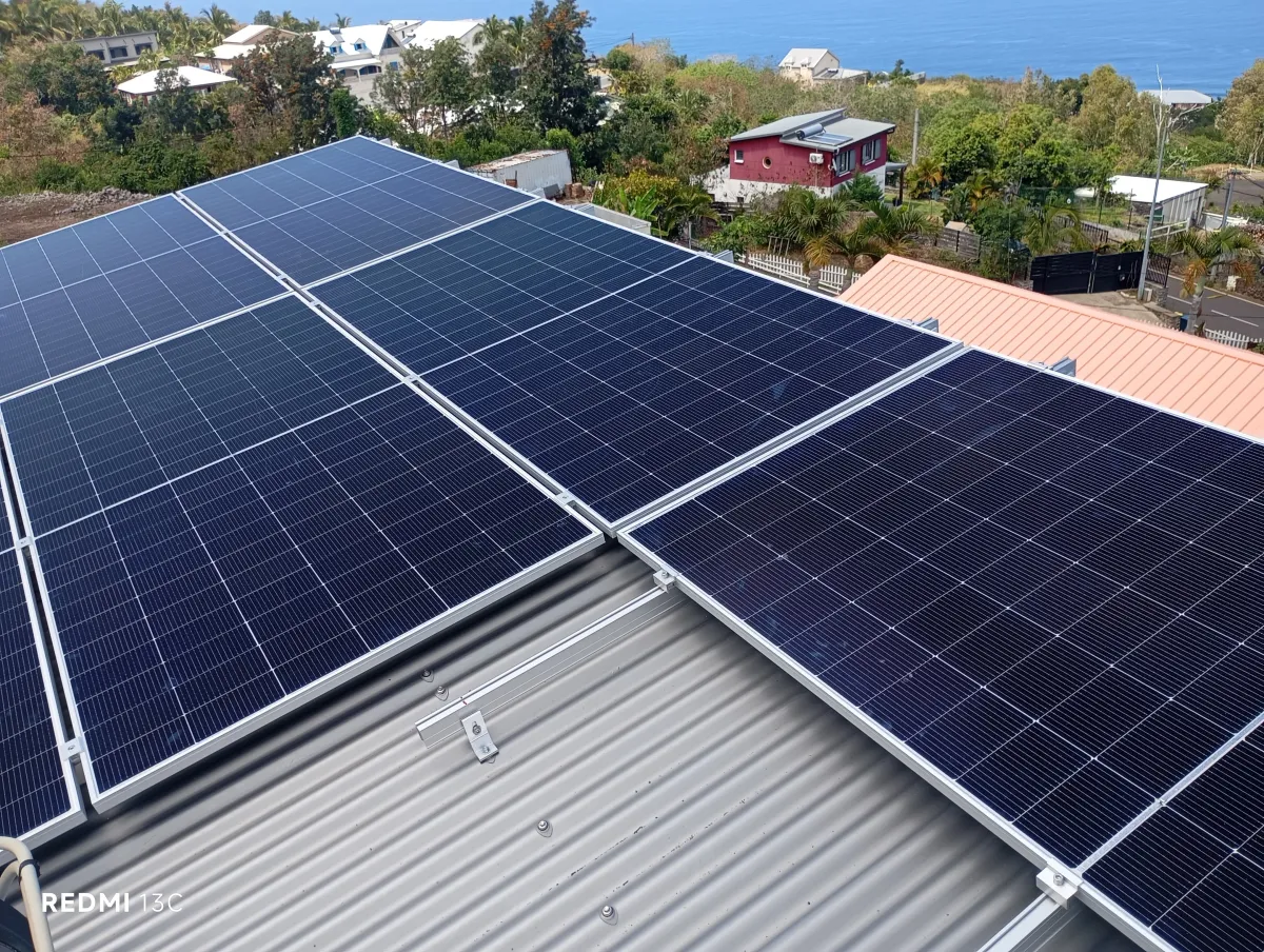 Aides & Primes Panneaux Solaires Réunion 2026 | Electro Concept OI